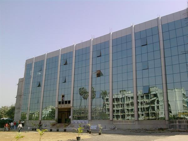 SCM-Saket College of Management