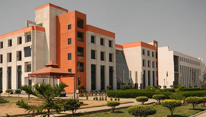 RIMT - Royal Institute of Management and Technology - Reviews, Students ...